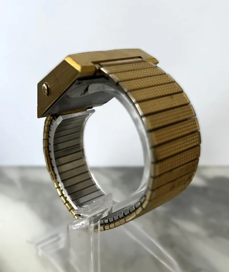 Bulova Computron N7
